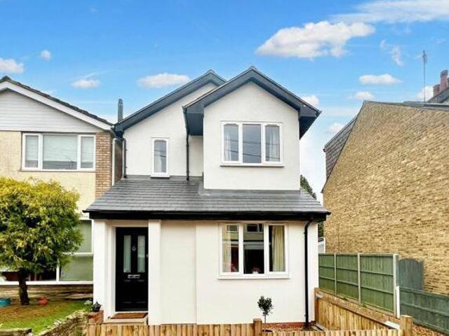 3 Bedroom Detached House For Sale In Ware