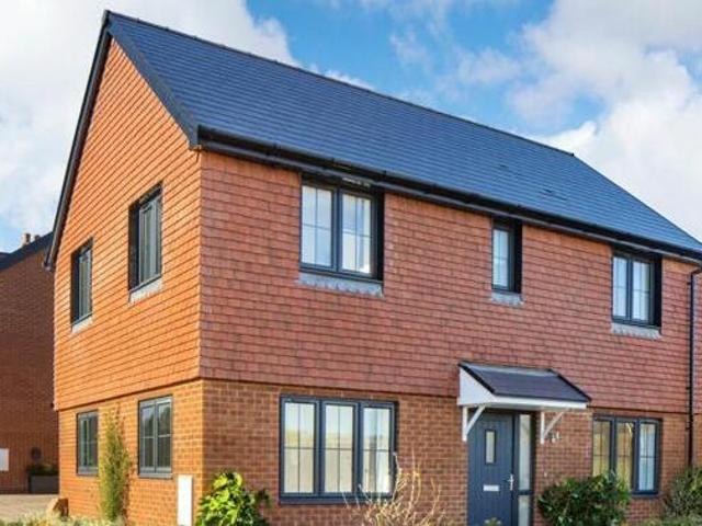 3 Bedroom Detached House For Sale In Warehorne Road