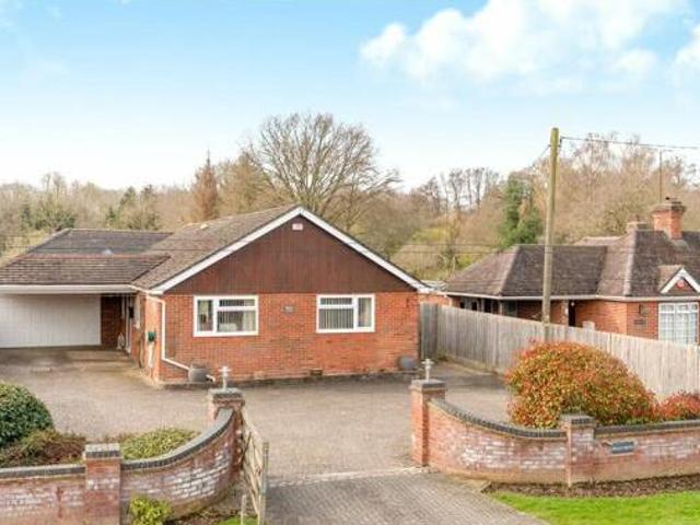 3 Bedroom Detached House For Sale In Warfield, Bracknell