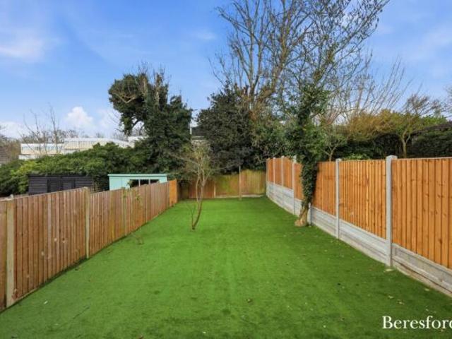 3 bedroom detached house for sale in Warley Mount, Warley, CM14
