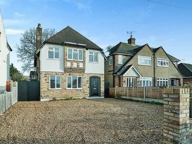 3 bedroom detached house for sale in Warley Hill Brentwood CM13