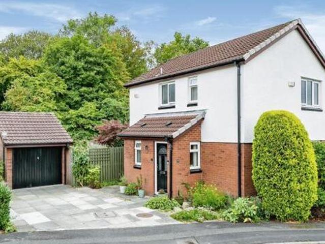 3 Bedroom Detached House For Sale In Warrington, Cheshire
