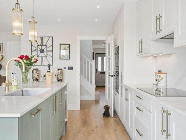 3 bedroom detached house for sale in Wexham Street, Stoke Poges, SL3