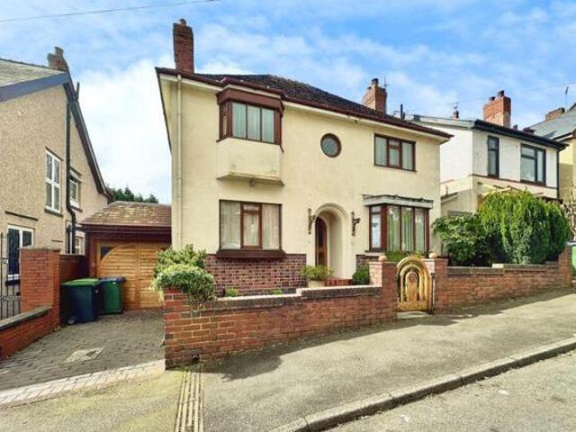 3 Bedroom Detached House For Sale In Wednesbury