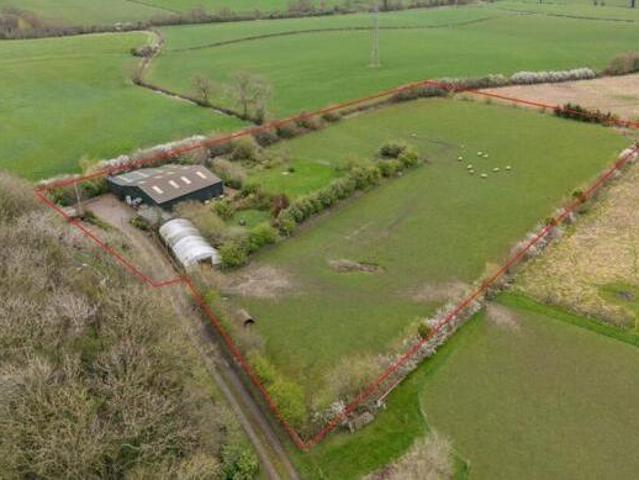 3 Bedroom Detached House For Sale In Welby Lane