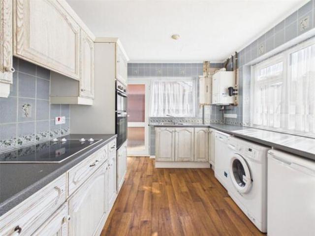 3 bedroom detached house for sale in Wessex Drive, Cheltenham, Gloucestershire, GL52
