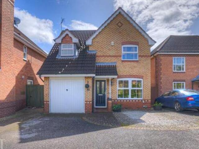 3 Bedroom Detached House For Sale In West Bridgford