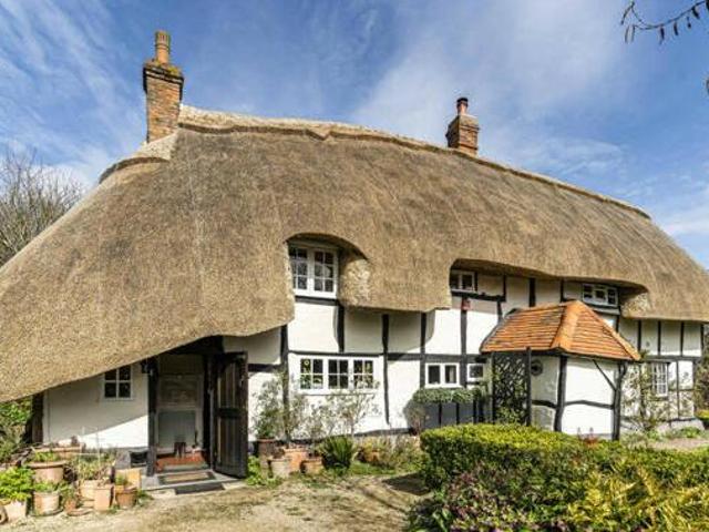3 Bedroom Detached House For Sale In West Hagbourne