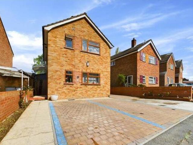 3 Bedroom Detached House For Sale In Weston Favell, Northampton