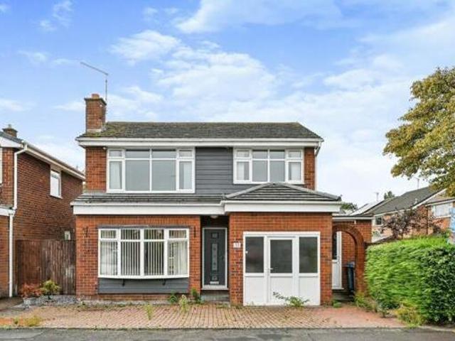 3 Bedroom Detached House For Sale In Weston