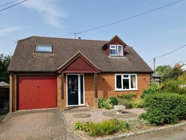 3 Bedroom Detached House For Sale In Westcott