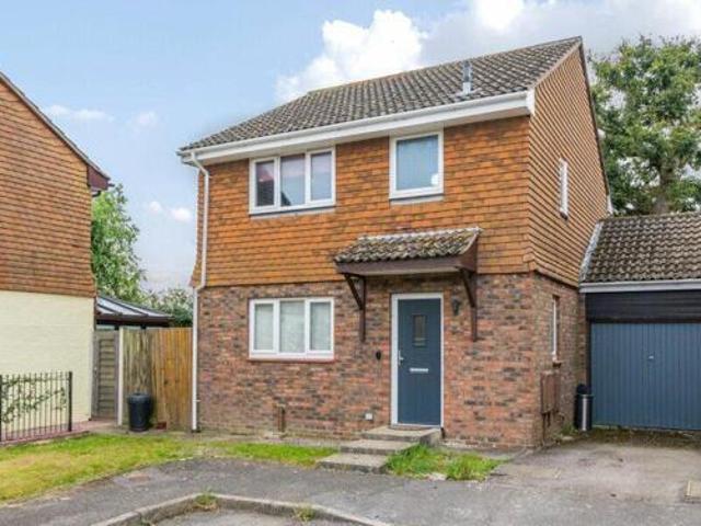 3 Bedroom Detached House For Sale In Westergate