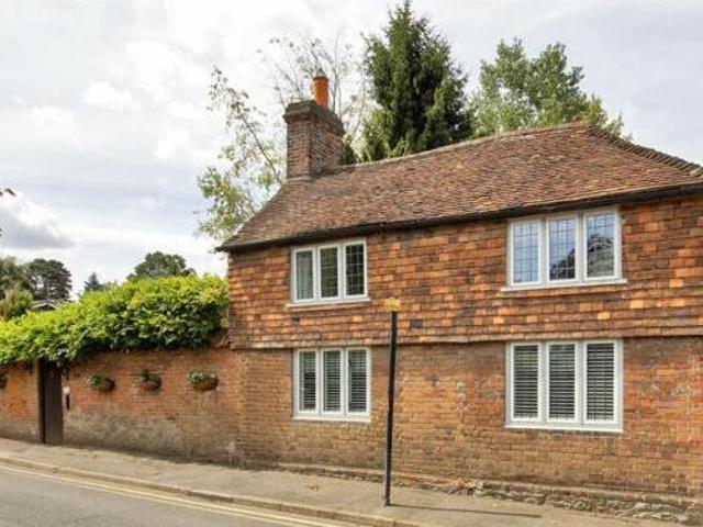 3 Bedroom Detached House For Sale In Westerham, Kent