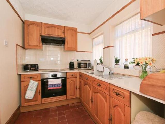 3 bedroom detached house for sale in Westfield Road, Peterborough, PE3