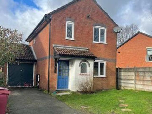 3 Bedroom Detached House For Sale In Westhoughton