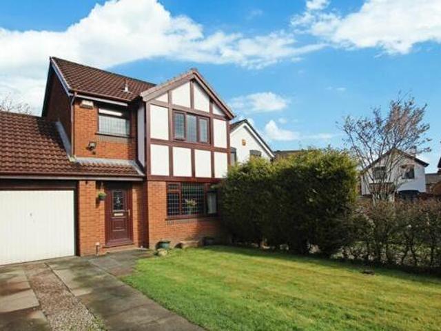 3 Bedroom Detached House For Sale In Westhoughton