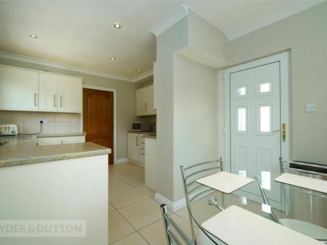 3 bedroom detached house for sale in Westridge Drive, Beaumont Park, Huddersfield, HD4