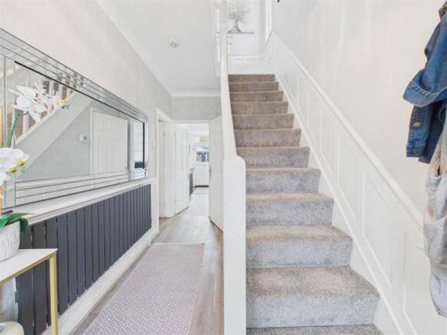 3 bedroom detached house for sale in Westwick Road, Beauchief, Sheffield, S8