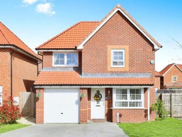 3 Bedroom Detached House For Sale In Wheatley