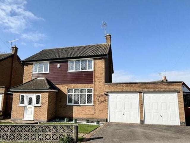 3 Bedroom Detached House For Sale In Whetstone, Leicester
