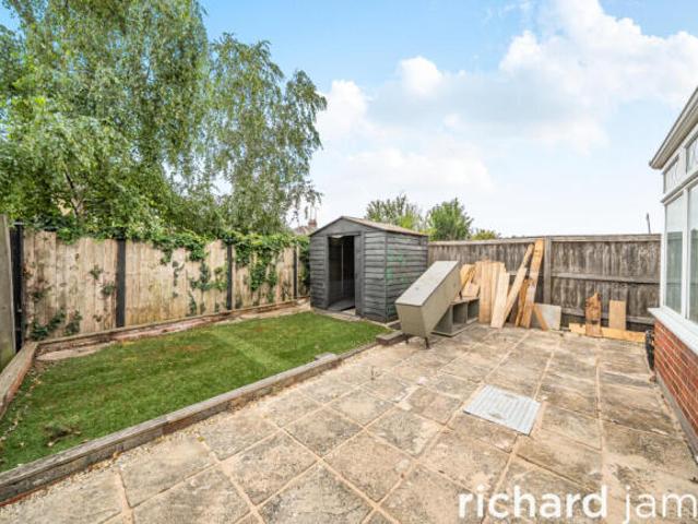 3 bedroom detached house for sale in Whitby Grove, Rodbourne Cheney, Swindon, SN2