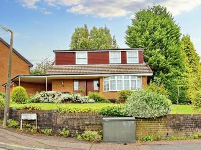 3 Bedroom Detached House For Sale In Whitefield