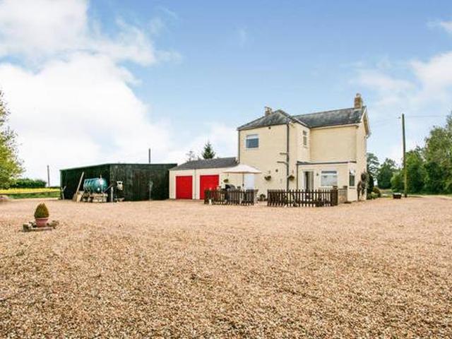 3 bedroom detached house for sale in Whitemoor Road MARCH PE15