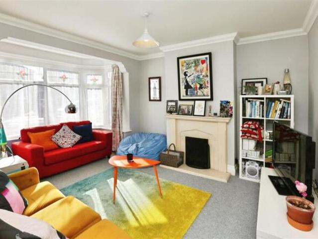 3 bedroom detached house for sale in Whites Road, SOUTHAMPTON, Hampshire, SO19