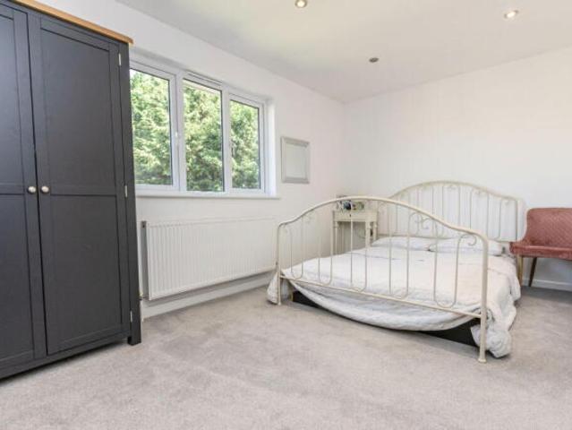 3 bedroom detached house for sale in With A Detached Kiln In Sandhurst, TN18