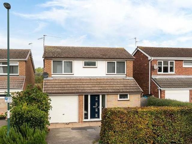 3 bedroom detached house for sale in Wichnor Close Clifton Grove Nottingham NG11