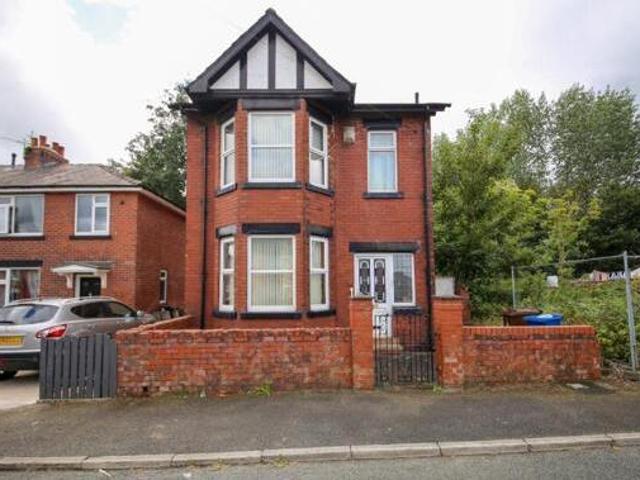3 Bedroom Detached House For Sale In Wigan, Lancashire