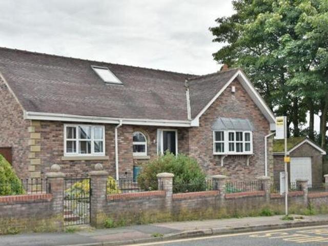 3 Bedroom Detached House For Sale In Wigan, Lancashire