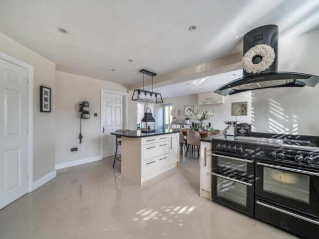 3 bedroom detached house for sale in Willowside, Woodley, Reading, RG5
