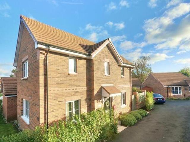 3 Bedroom Detached House For Sale In Willaston