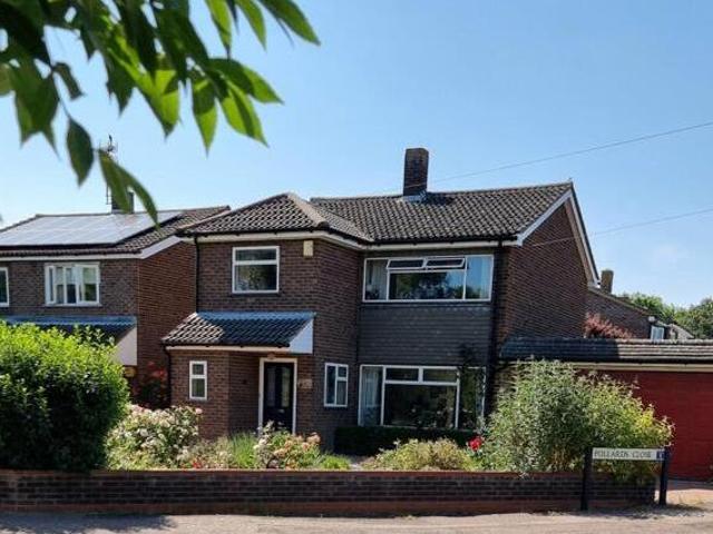 3 Bedroom Detached House For Sale In Wilstead, Bedfordshire