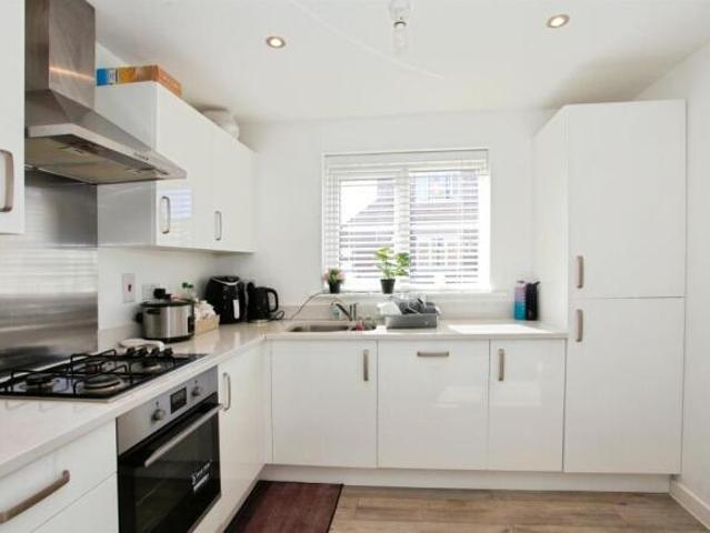 3 bedroom detached house for sale in Wilton Avenue, Hampton Gardens, PETERBOROUGH, PE7