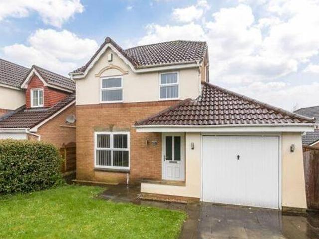 3 Bedroom Detached House For Sale In Winstanley