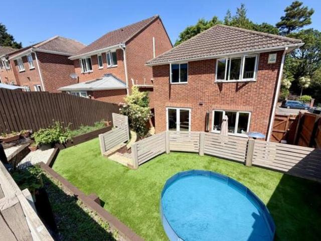 3 bedroom detached house for sale in Winston Park, Branksome, Poole, BH12