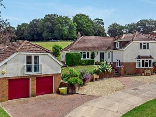 3 Bedroom Detached House For Sale In Winterslow, Salisbury