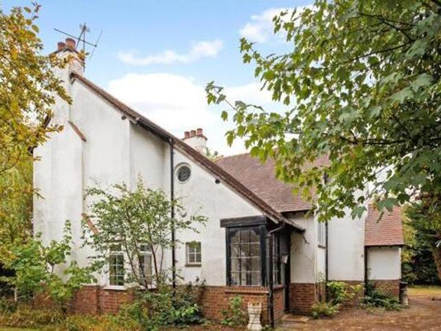 3 Bedroom Detached House For Sale In Toton, Nottingham
