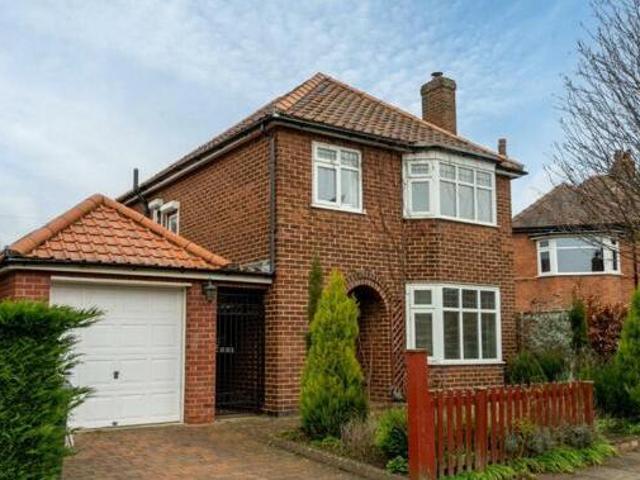 3 Bedroom Detached House For Sale In Tadcaster Road