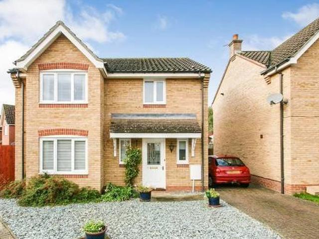 3 bedroom detached house for sale in Tagg Way Norwich Norfolk NR13 NR13