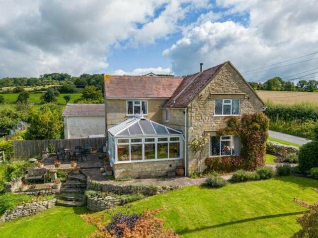 3 Bedroom Detached House For Sale In Tewkesbury