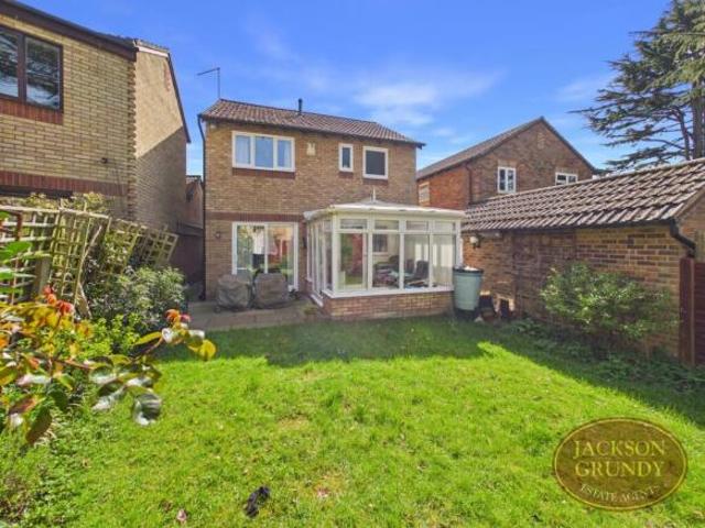 3 bedroom detached house for sale in Ten Pines, Southfields, NN3 5JZ, NN3