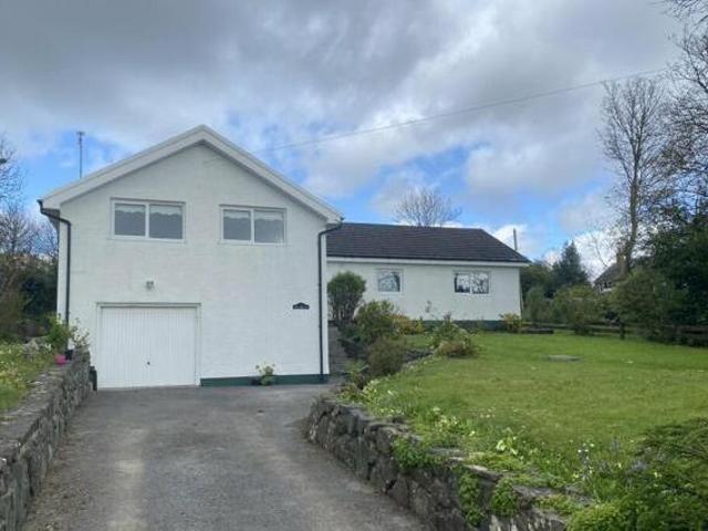 3 Bedroom Detached House For Sale In Tenby, Sir Benfro