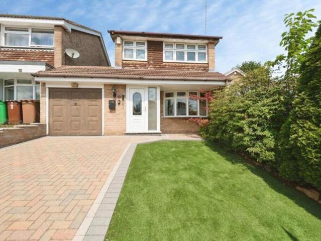 3 bedroom detached house for sale in Tenter Close, Nottingham, NG5