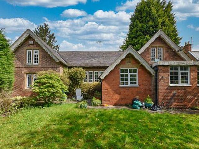 3 Bedroom Detached House For Sale In Thurgarton, Nottingham