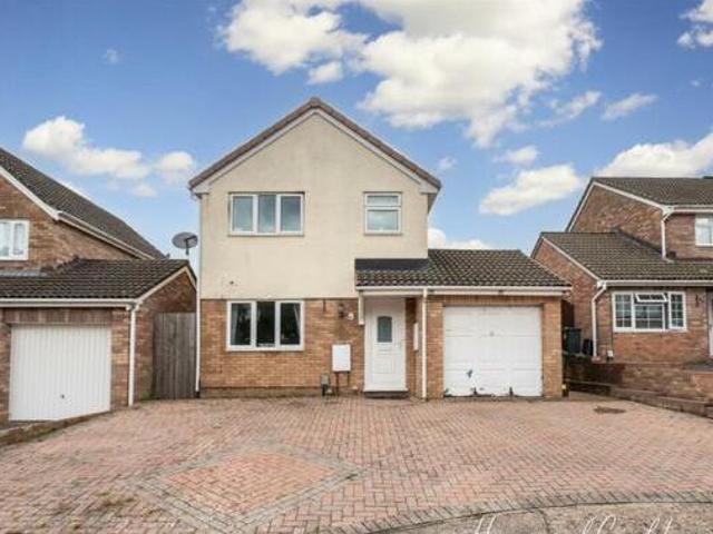 3 Bedroom Detached House For Sale In The Drope