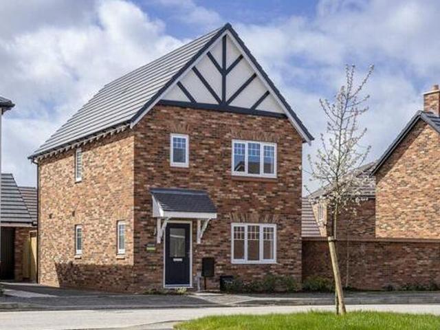 3 Bedroom Detached House For Sale In The Greenwood