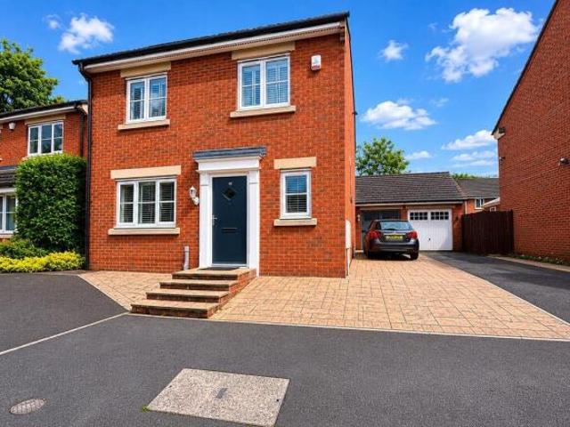 3 bedroom detached house for sale in The Pines, Manchester, M23